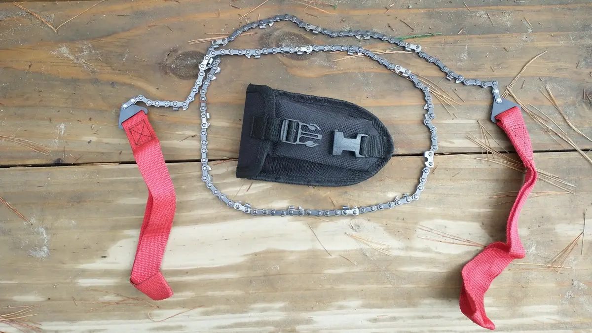 Chain-Mate manual pocket chainsaw review - Reviewed