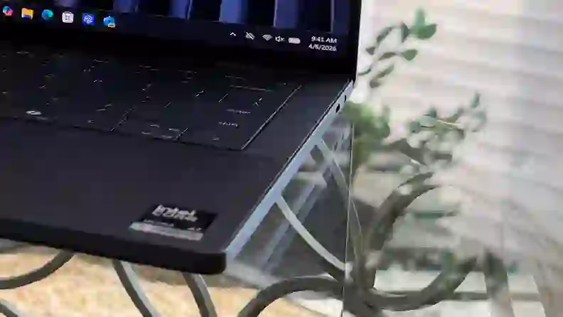Dell XPS 14 Laptop Review - Reviewed